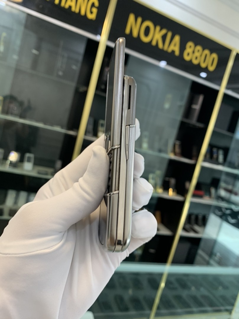 Nokia 8800 Carbon Arte - Hùng Luxury