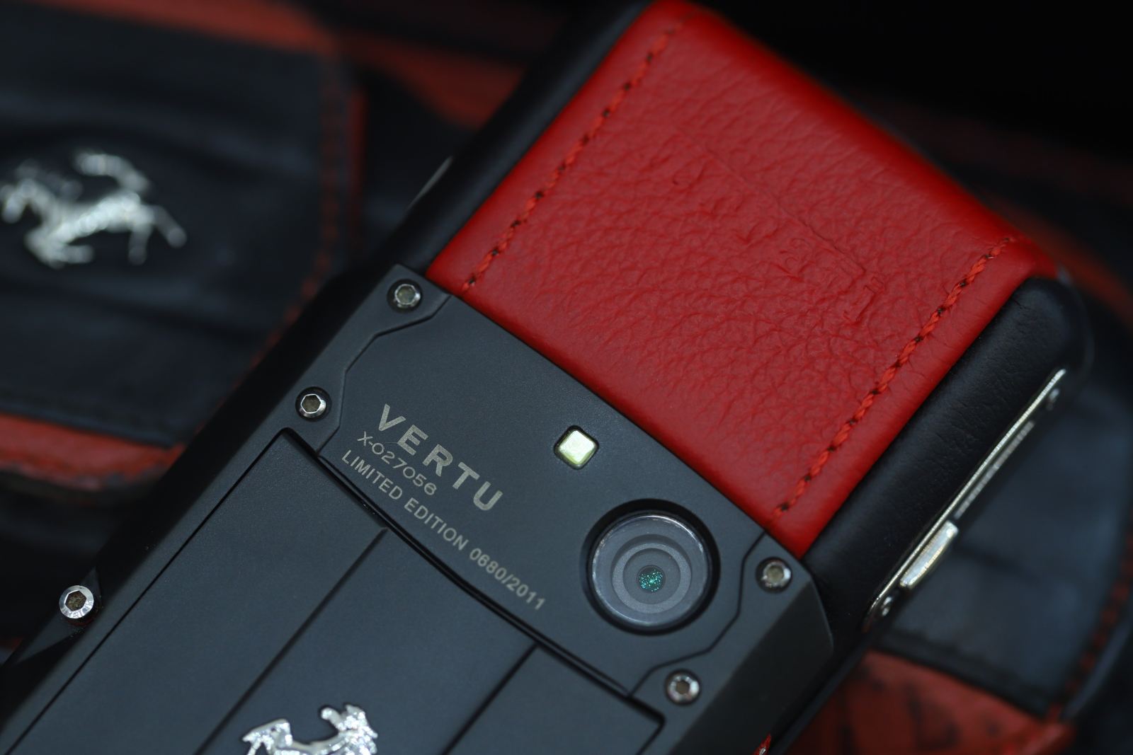 Vertu Ascent X Ceramic Ferari Red - Hùng Luxury