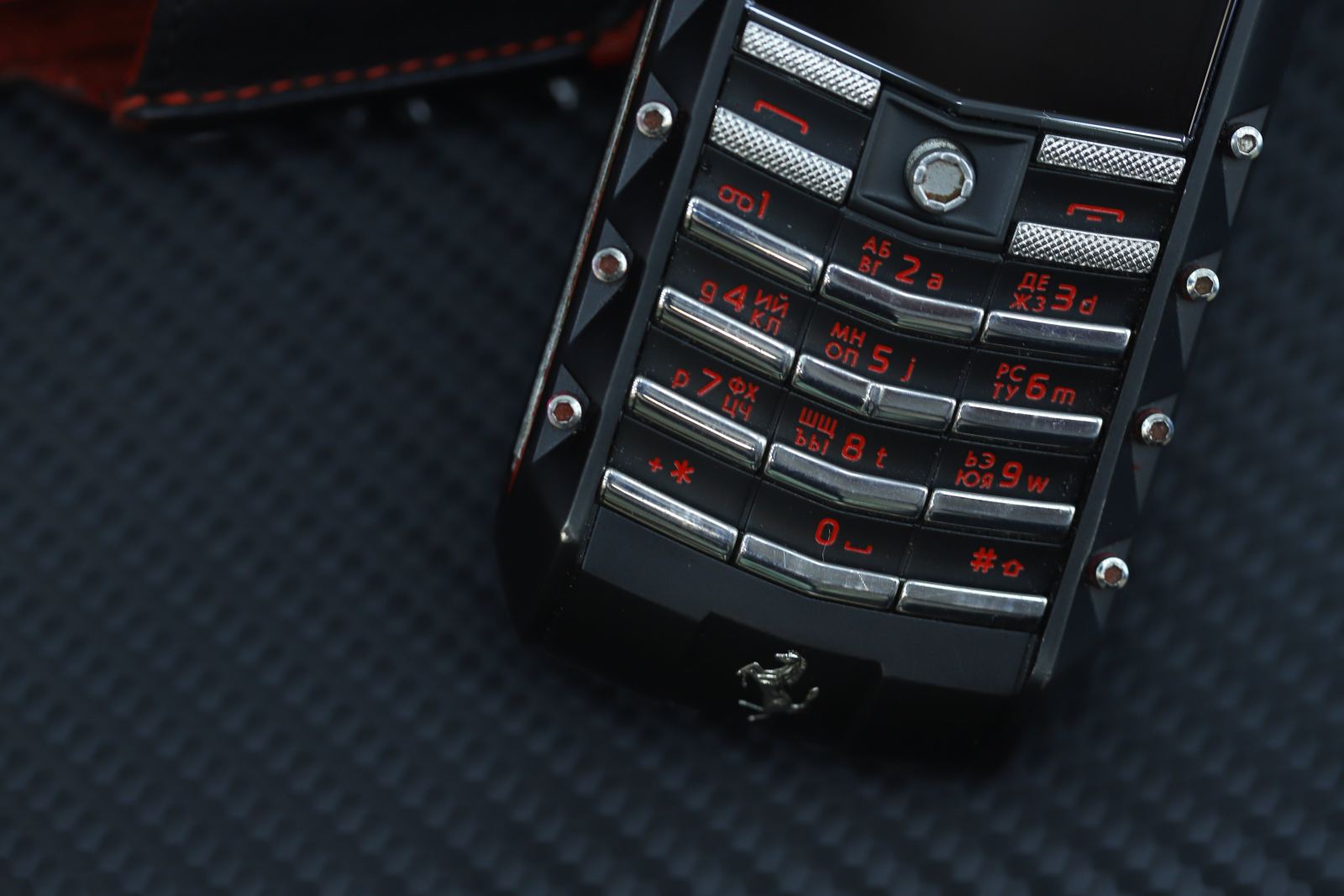 Vertu Ascent X Ceramic Ferari Red - Hùng Luxury