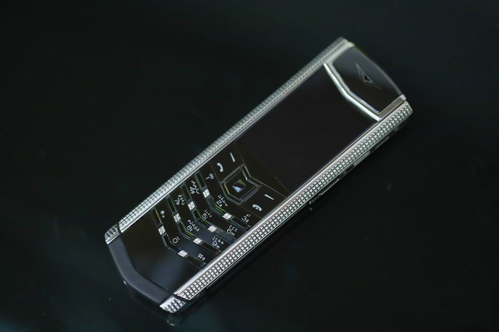 Vertu Signature S Clous De Paris Like New - Hùng Luxury